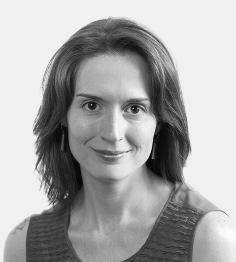 信頼と実績のヨガ資格【zen place yoga education】認定講師：Caitlin Casella講師について|ヨガ ...